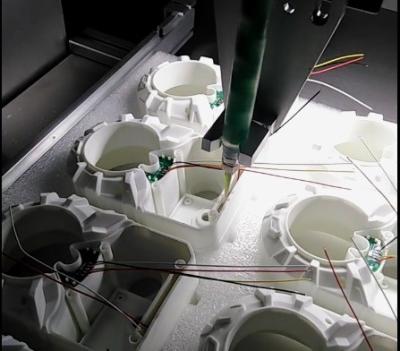 China Maschinen-Hardware Selbstreinigung Zwei-Komponenten-AB-Teil-Klebmaschine für Wasserzähler zu verkaufen