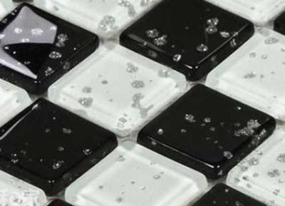 China Automatische doorzichtige epoxy PU-vloeibare glazen doming-stickermachine voor verticale installatie Te koop