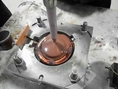 Cina 2 Parte Sistema di miscelazione e distribuzione di uretano con materiale di imballaggio in plastica in vendita