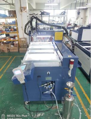 Cina 60L Capacità Imballaggio in legno CNC 3 assi Dispensatore automatico di colla Epoxide in vendita