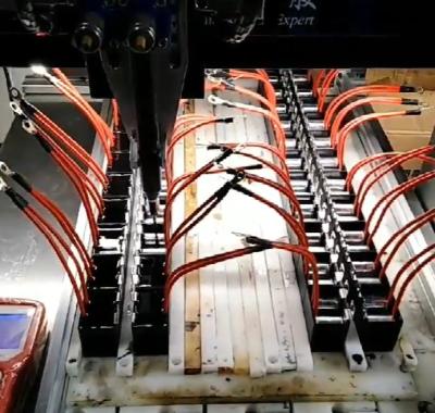 China Dispensador de cola para máquinas de aplicação de resina epóxi de velocidade à venda