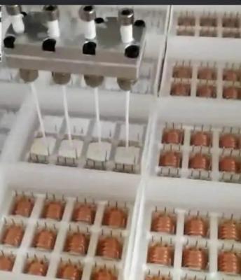 China Máquina de mistura de resina epoxi automática avançada com uma precisão de mistura de 1 1 a 10 1 à venda