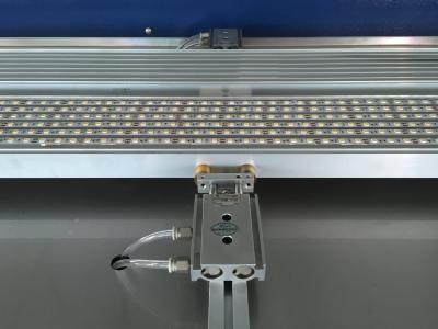Cina Macchina semiautomatica a LED a prova d'acqua per la preparazione della colla del conducente con installazione verticale in vendita