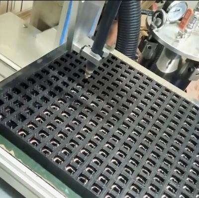 Cina Macchina per la distribuzione di uretani di silicone epossidica a due parti con servizio post-vendita in vendita