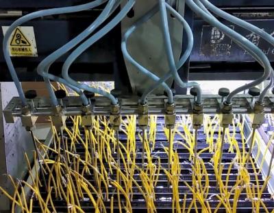 China Hochpräzisions-Halb-Auto-Klebstoff-Dispenser-Maschine für 2 Teile Klebstoff Topf und Ab-Kleber zu verkaufen