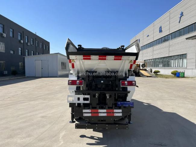 Pure electric self-loading garbage truck interior