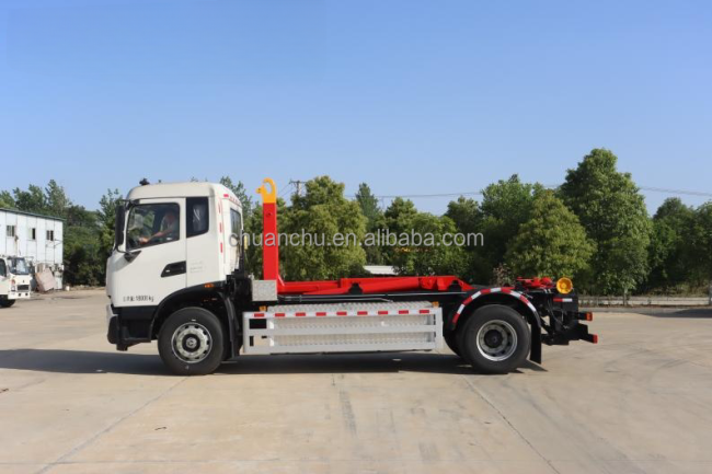 Garbage truck side profile
