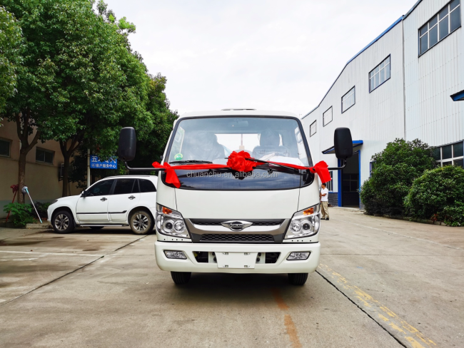 Hook Arm Lifting Garbage Truck front view