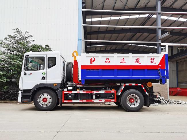 Dongfeng 4x2 Hook Arm Roll Off Garbage Truck hook arm detail