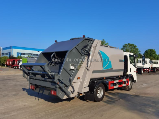 HOWO 8 Compression Garbage Truck hydraulic system