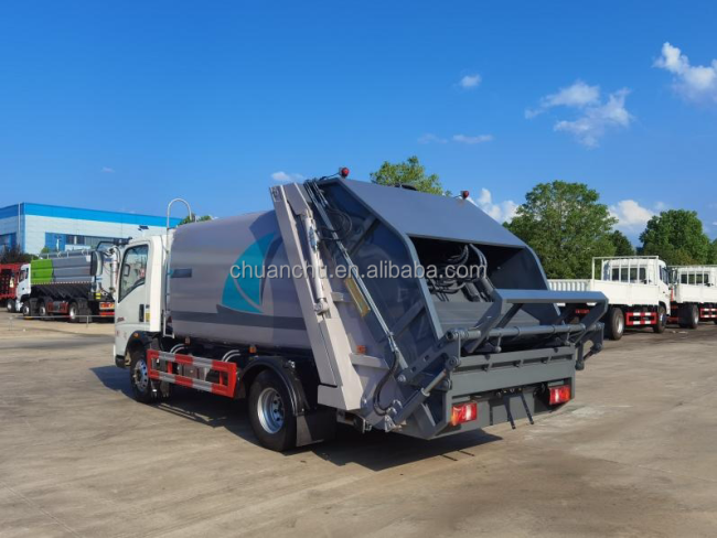 HOWO 8 Compression Garbage Truck control panel