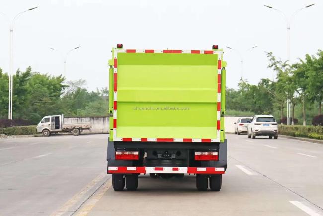 Self-loading garbage truck diesel cleaning system