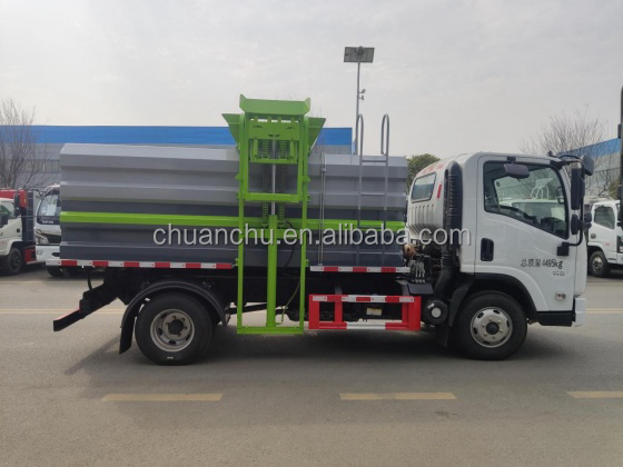 4×2 garbage compactor truck rear view