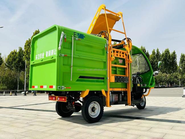 Electric garbage truck compacting mechanism