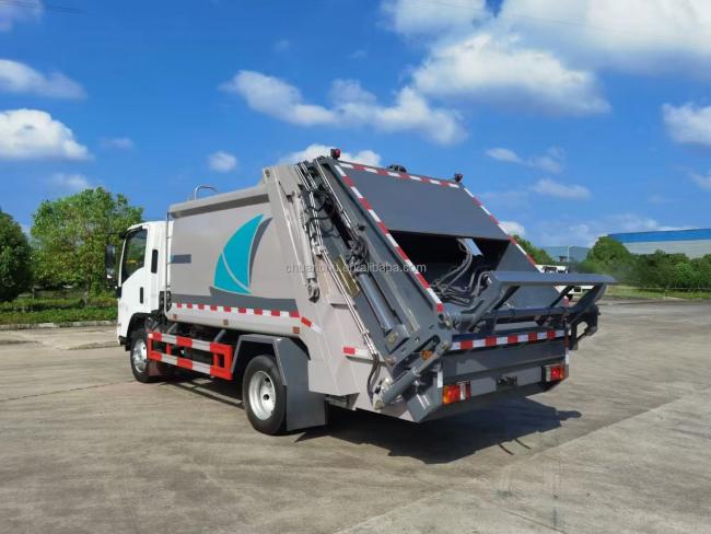 5-10Ton Garbage Compactor Truck side view