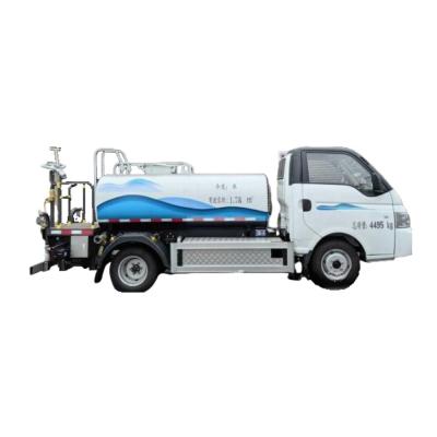 China Eco Friendly Revolution Pure Electric 4.5 Ton Water Sprinkler Truck for Zero Emission Operations for sale