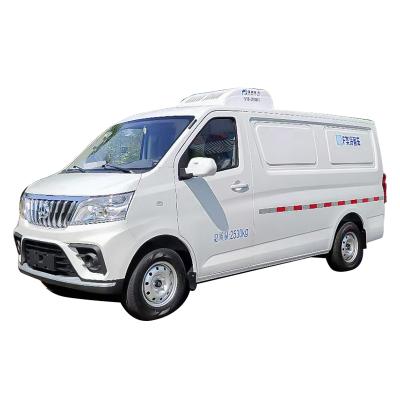 China Transport Vegetables and Meat with Our 4L Engine Capacity Customized Refrigerated Truck for sale