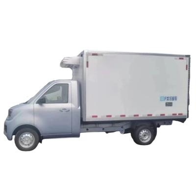 China Futian Xiangling 3m Cold Chain Refrigeration Car The Ultimate Solution for Seafood and Vegetable Transportation for sale