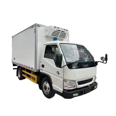 China 4x2 JMC 16-18CBM Freezor Van Fruits Vegetables Milk Delivery Mobile Refrigerator Truck with 1-10T Capacity in Ghana Market for sale