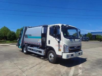 中国 フォトン7立方圧縮ゴミトラック6トンのユーロ4排出基準でゴミ収集と輸送を向上させる 販売のため