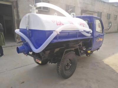 China Multifunctional Three Wheel Suction Truck With Self Suction And Self Discharge for sale