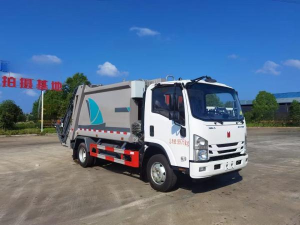 Quality EURO 5 Emission Standard Isuzu 5 Ton 8 Cbm Garbage Compactor Truck 4x2 for sale