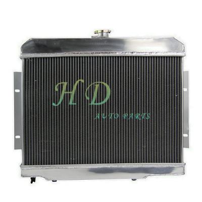 Cina Un radiatore di corsa di alluminio dei 3 centri in 72-80-1986 per la jeep Cj Cj5/Cj6/Cj7 con polacco in vendita