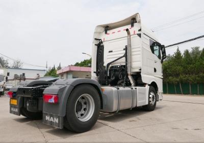 China Hombre Tractor Camión Capacidad de carga Diesel Potencia nueva o usada Cabeza del remolque estable potente en venta