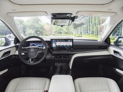 Cina Toyota Camry ibrida 2023 4 porte 5 posti Auto di medie dimensioni 2024 Toyota Camry Auto per adulti Nuovo di zecca in vendita