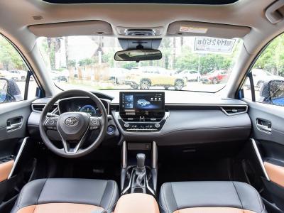 Cina Toyota Fenglanda 2.0L CVT Hybrid Nuove auto a benzina in vendita