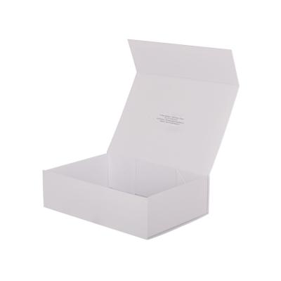 Cina L'oro brillante Logo Paper Packing Boxes With ha sfalsato CMYK che stampa il colore in vendita