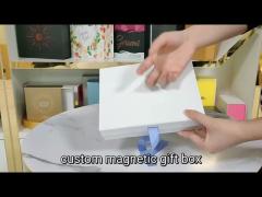 Sturdy White Foldable Paper Magnetic Gift Boxes Packaging Product With Ribbon