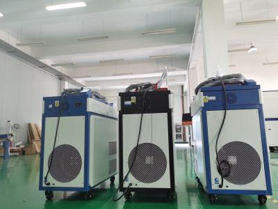 中国 IEC60204 220V 8m手持ち型レーザーの溶接工の調節可能な点6モード 販売のため