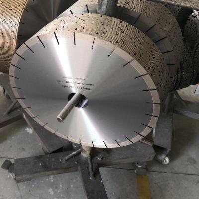 Cina 350 mm di diametro 40 mm di forma di segmento Granito lame di taglio per la precisione di blocco di divisione in vendita