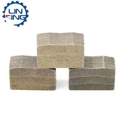 China Performance de corte estável Nosso segmento de diamante em forma de M é perfeito para corte de granito à venda