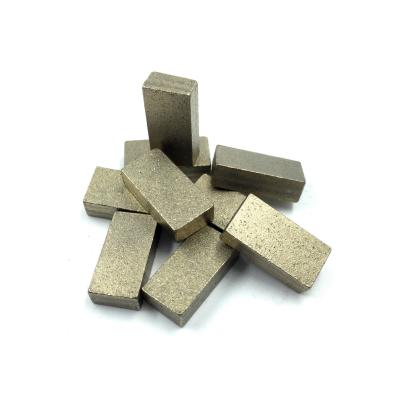 Cina Mercato Sinter Produzione Arti Marmo Diamante Suggerimenti Pietra di blocco Taglio segmento di scarpone in vendita
