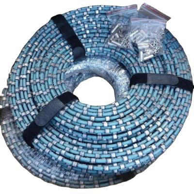 Cina Taglio di seghe di filo di diamante di plastica a perline da 8,3 mm per quadratura e profilazione di blocchi di granito in vendita