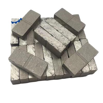 中国 ODMサポート 24*5.5*10mm ブロック切断ヒントのための柔らかい硬い大理石ダイヤモンド切断セグメント 販売のため