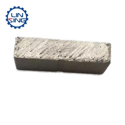 中国 ODMサポート 24*5.5*10mm ブロック切断ヒントのための柔らかい硬い大理石ダイヤモンド切断セグメント 販売のため