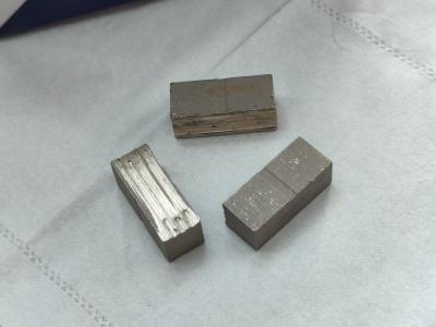 Cina Polvere di diamanti di 1,2 metri segmento di diamanti a lama singola per il taglio del marmo in Europa in vendita