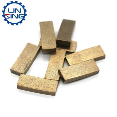 Cina 40*6*12mm Segmento di taglio della pietra di marmo Strumento di diamante con buona velocità OEM accettabile in vendita