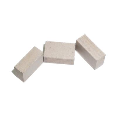 Cina 1400mm Single Disc Sandstone Cutter Punti con forma piatta 24*9*15mm Segmento di strato in vendita