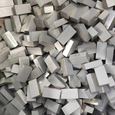 Cina Taglio di marmo strato di diamante duro medio segmento taglio 1200 mm singolo disco 24 * 8 * 13 mm in vendita