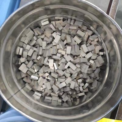 Cina Taglio di marmo strato di diamante duro medio segmento taglio 1200 mm singolo disco 24 * 8 * 13 mm in vendita
