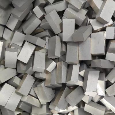 Cina Taglio di marmo strato di diamante duro medio segmento taglio 1200 mm singolo disco 24 * 8 * 13 mm in vendita