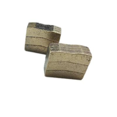 China Segmento de diamante em forma de estilo M para corte de blocos de pedra de granito exportado para todo o mundo à venda