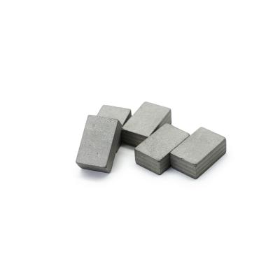 Cina 24*9*15 mm Segmento di andesite di diamante per il taglio di pietra basalta in Messico e Indonesia in vendita