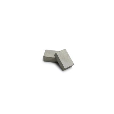 Cina 24*9*15 mm Segmento di andesite di diamante per il taglio di pietra basalta in Messico e Indonesia in vendita