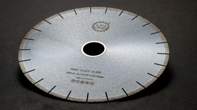 Cina Lametta di segatura in vetro di diamante di 350 mm personalizzata per il taglio delle piastrelle su una macchina da ponte in vendita