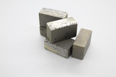 Cina Dispositivo di taglio di lava per diamanti a forma piatta per graniti e andesite a punta di lama di 1800 mm in vendita